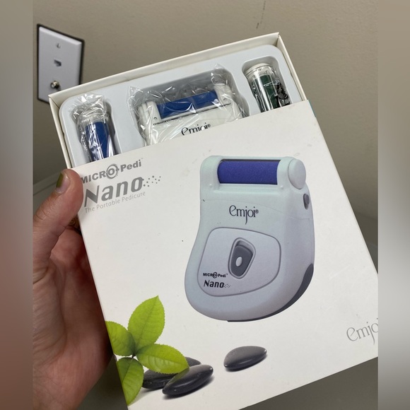 Emjoi | Skincare | New Emjoi Micropedi Nano Pedicure Callus Removal ...